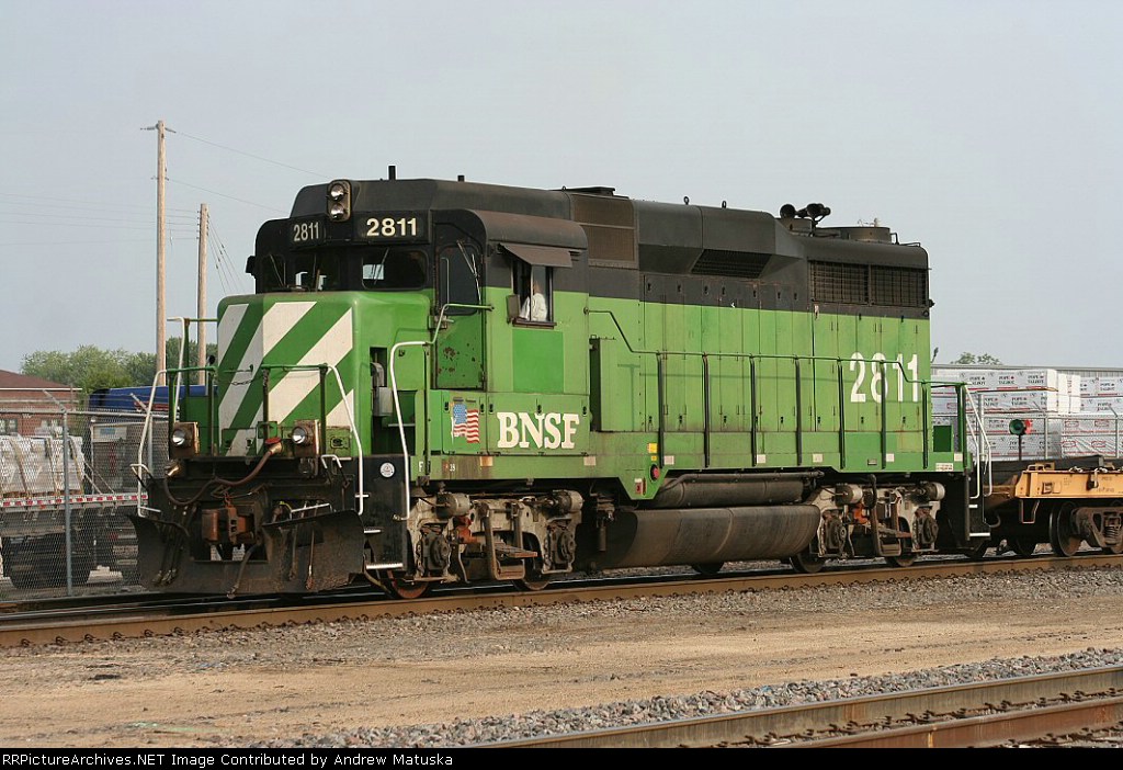 BNSF 2811